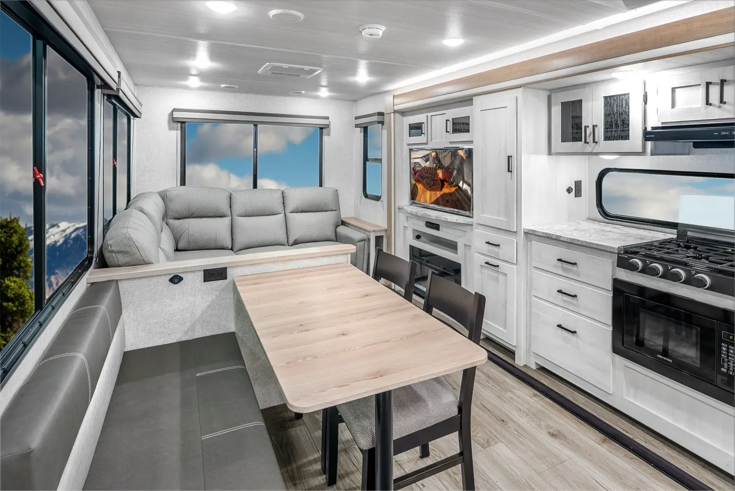 2026 Longitude 310RL Floorplan - East to West